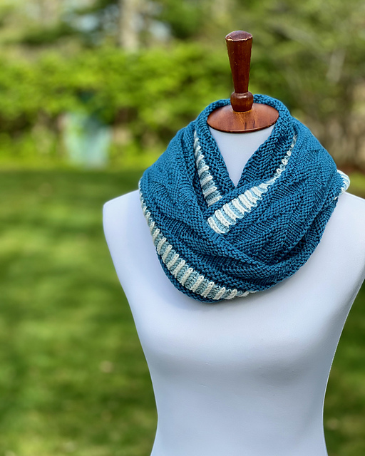 Ravelry: Among the Vines pattern by Jennifer Weissman