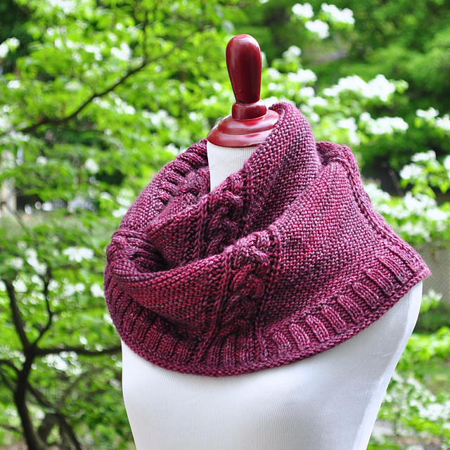 Ravelry: Twining pattern by Jennifer Weissman