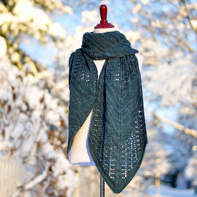 Ravelry: In the Stacks pattern by Jennifer Weissman