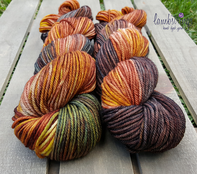 Ravelry: Lambstrings Yarn Ewetopia Worsted