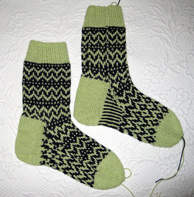 Ravelry: Arches pattern by Charlene Schurch