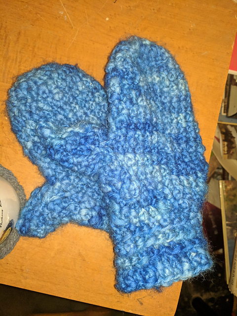 Ravelry: Mittens!!!!!! pattern by Doni's Stuff