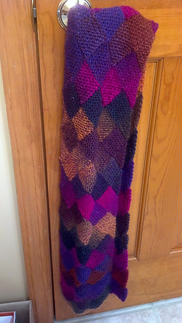 Ravelry: Entrelac Scarf pattern by Sandi Rosner