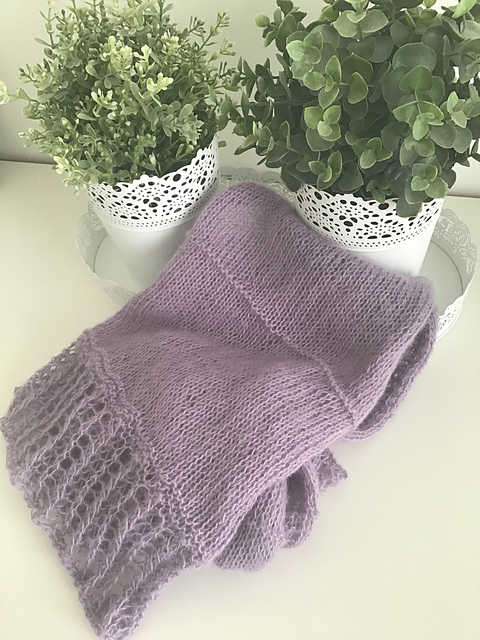 Ravelry: Suavi Scarf pattern by Rachel Turkington