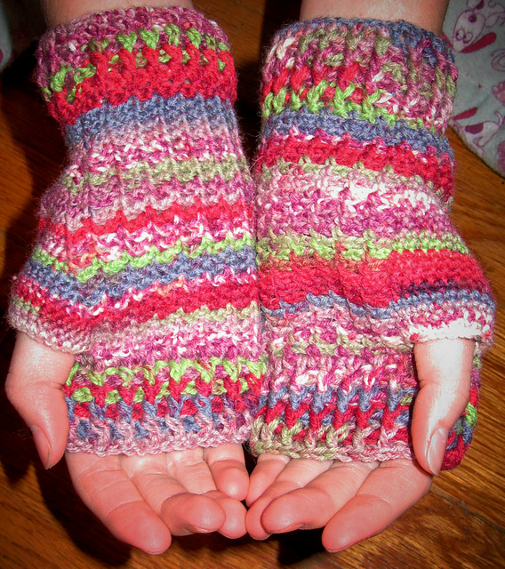 Ravelry: shelli34's Easy Crochet Wristers