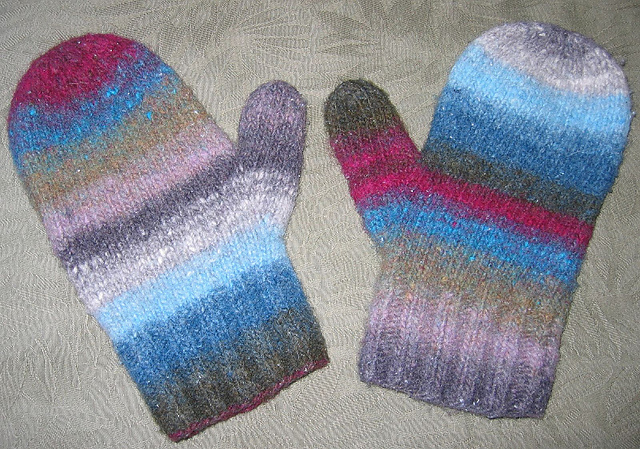 Ravelry: Two-Needle Mittens for Beginners pattern by Shelly Kang