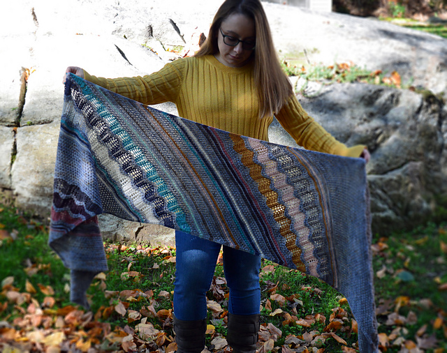 Ravelry: Gutterflower pattern by : : : Katie Degroff Knits