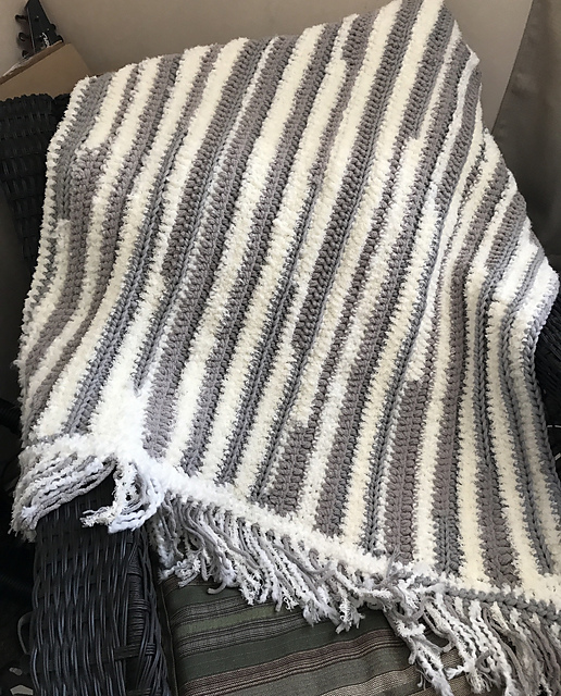 Ravelry: Farmhouse Throw pattern by Sherry Walker