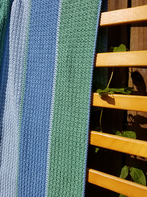 Ravelry: LilyPad Blanket pattern by Lora Bea