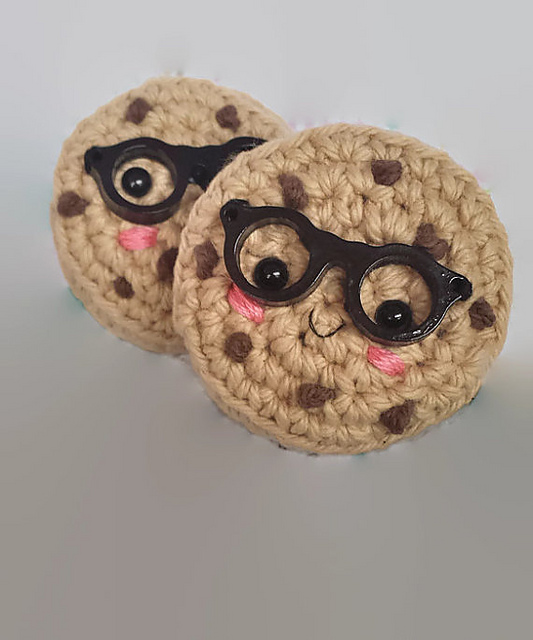 Ravelry: One Smart Cookie pattern by What Knots