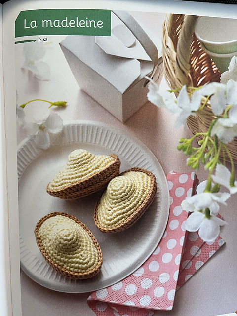 Ravelry: La madeleine pattern by Marie Clesse