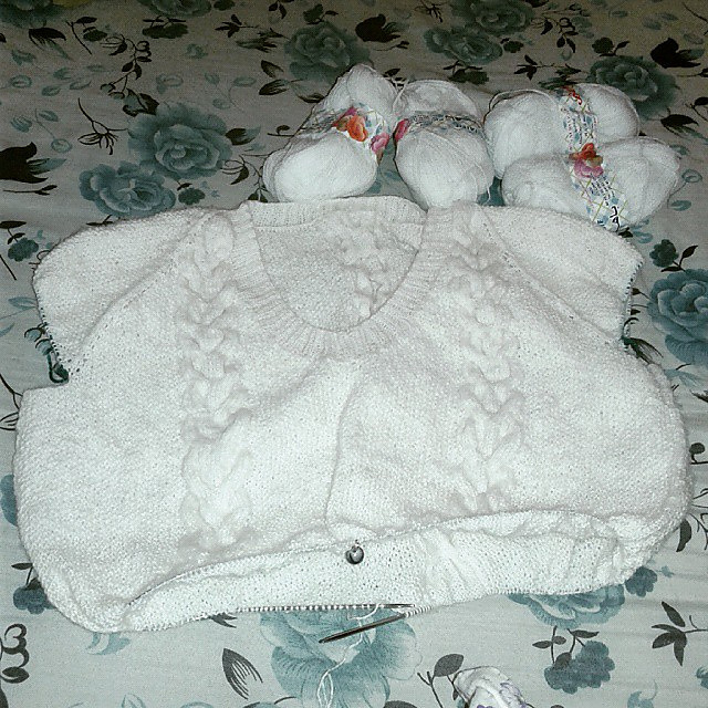 Ravelry: atelierdelala's Vicinity Pullover