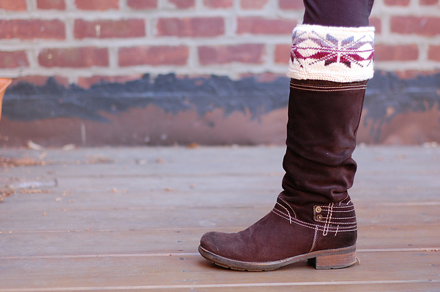 Ravelry: Berry Boot Toppers pattern by Karima Sundarji