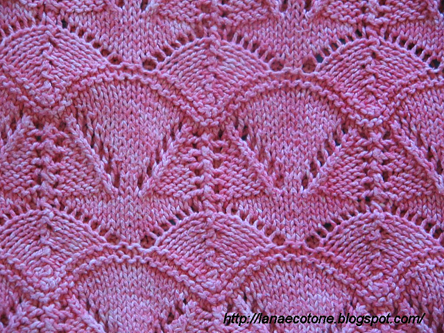 Ravelry: Punto a V pattern by Silvana Catallo