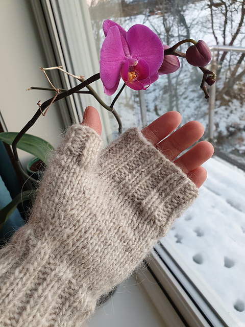 Ravelry: Enkle pulsvanter pattern by Siri-Anne Einejord