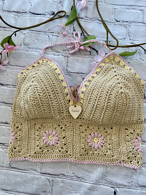 Ravelry: Granny square halter top pattern by Shelina Ishani