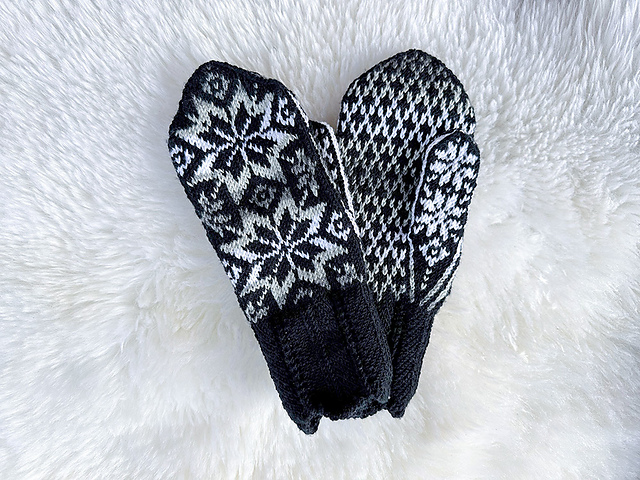 Ravelry: Selbu star mittens pattern by SISNO DESIGN