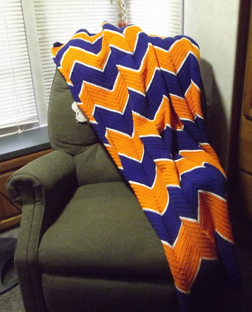 Ravelry: Front Loop Single Crochet Ripple Afghan pattern by Edna Moore