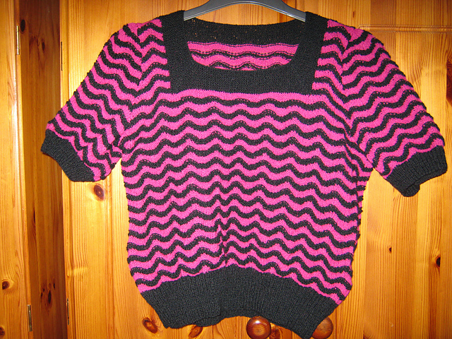 Ravelry: Raspberry Ripple vintage styled top pattern by Sixties Spirit