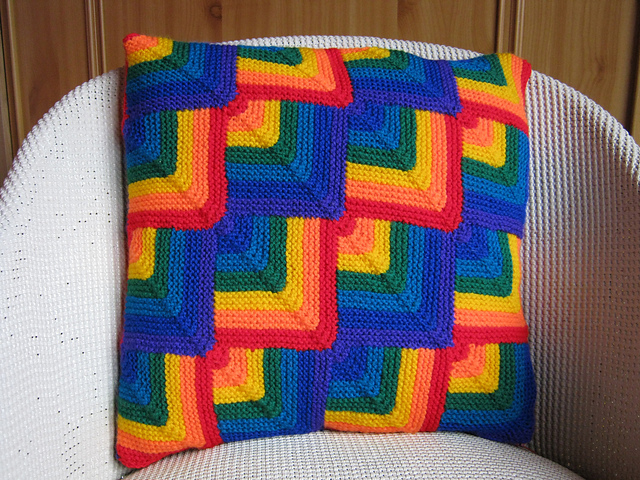 Ravelry: Rainbow mitred square cushion pattern by Sixties Spirit