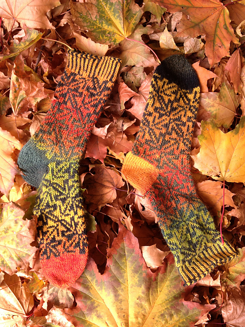 Ravelry: Maple Quilt Socks pattern by Natalia Vasilieva