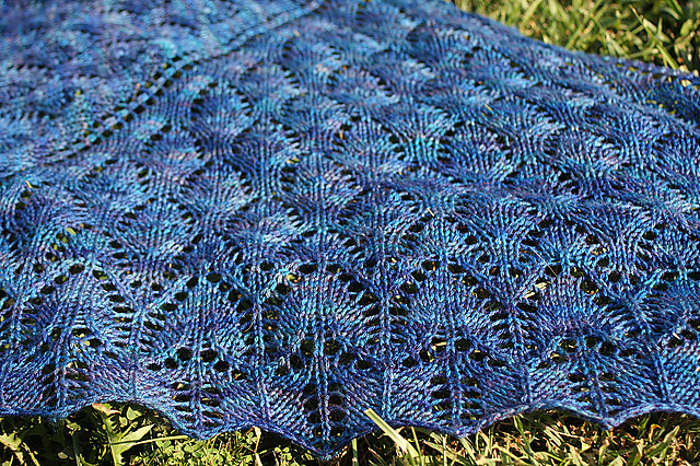 Ravelry: Playful Plumage Triangle pattern by Chrissy Prange