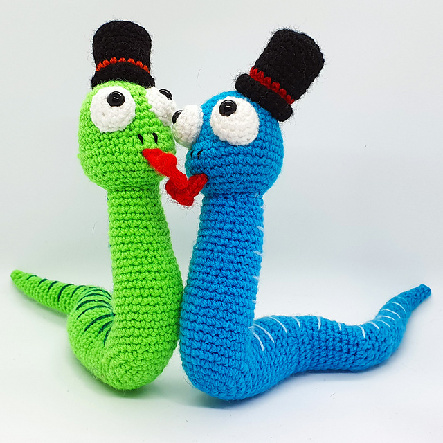 Ravelry: Silly Snake pattern by Skein Spider