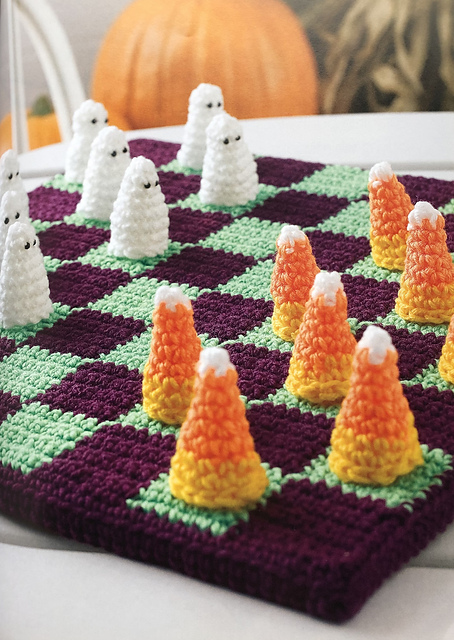 Ravelry: Halloween Checkers Game pattern by Bendy Carter