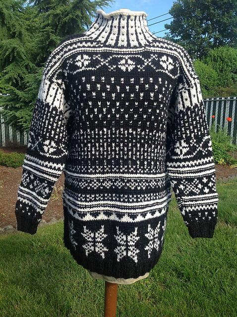 Ravelry: #31 Norwegian Pullover pattern by Donna Karan