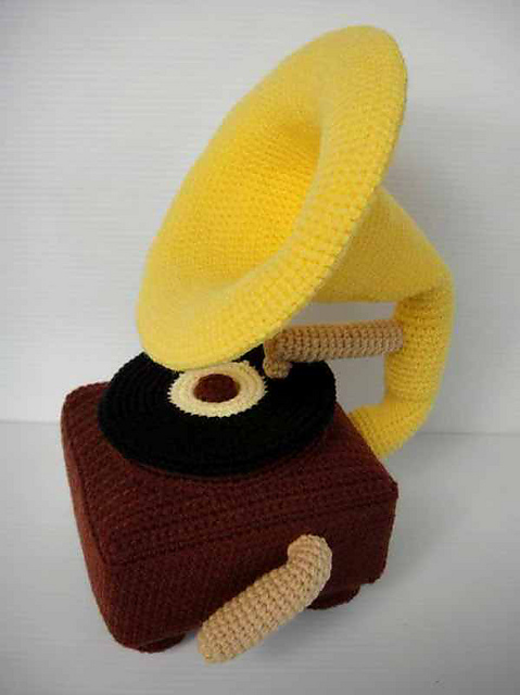 Ravelry: GRAMOPHONE pattern by Sky Magenta