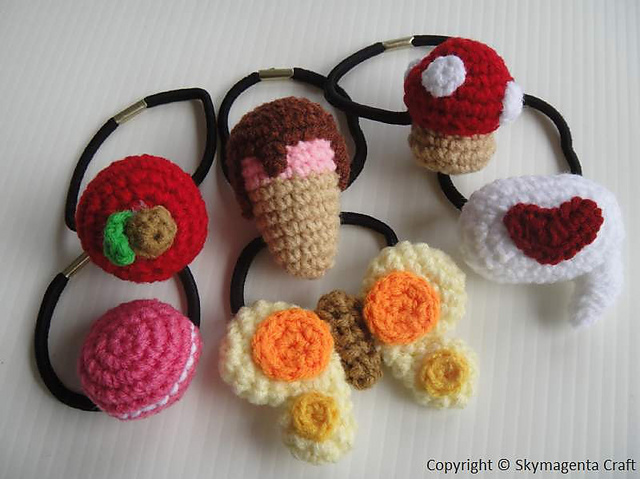 Ravelry: CUTE PONYTAIL TIE 1 pattern by Sky Magenta