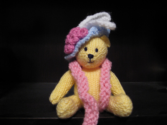 Ravelry: Miniature Bears: Babette pattern by Jean Greenhowe