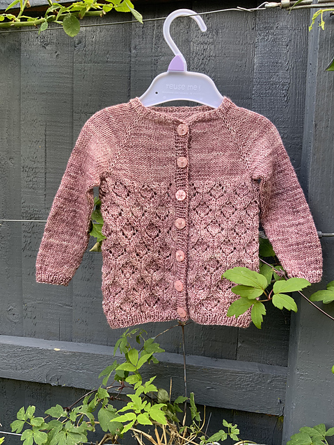 Ravelry: Bouquet de fleurs cardigan pattern by Anne B Hanssen