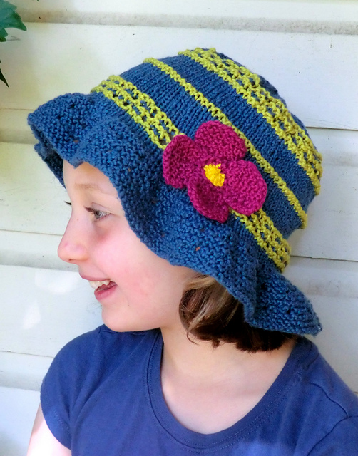 Ravelry: BlueBonnet pattern by Roxana Bartlett