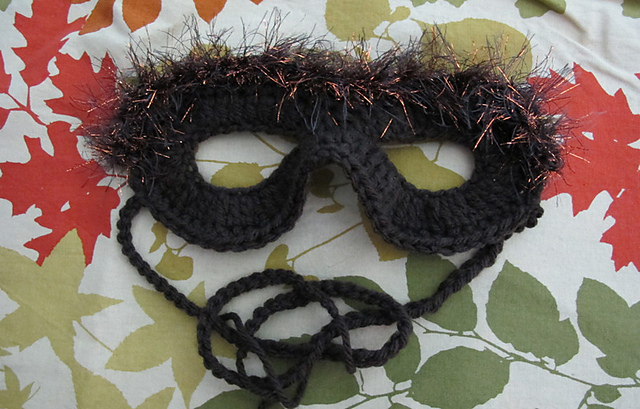 Ravelry: Masquerade Mask pattern by Priscilla Hewitt
