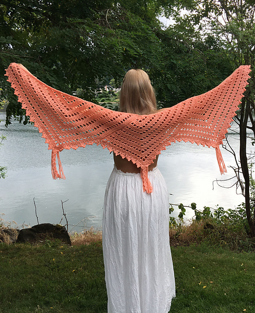 Ravelry: Trinity Shawl pattern by Stacey Tallman
