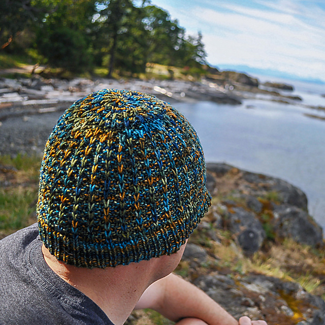 Ravelry: Campfire Toque pattern by Catherine Knutsson