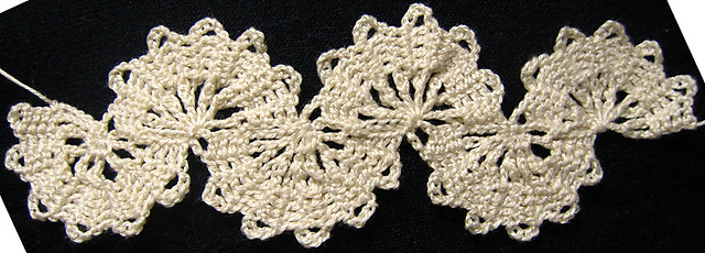 Ravelry: #29 Edging pattern by Terry Kimbrough