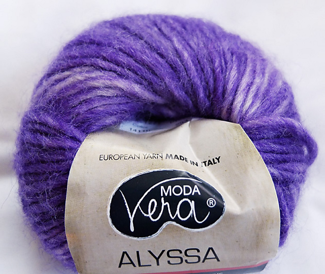 Ravelry: Moda Vera Alyssa