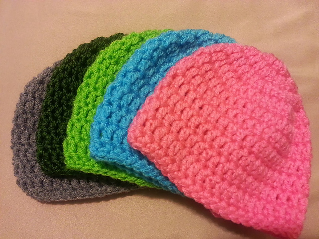 Ravelry: Simple Newborn Beanie pattern by smoore1825