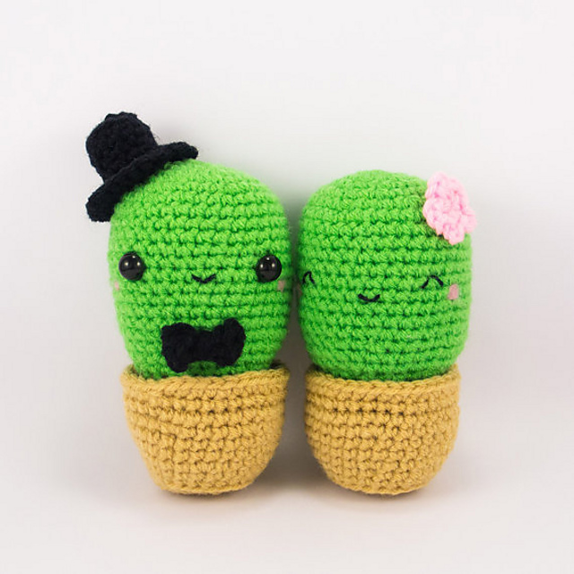 Ravelry: Cactus Couple Amigurumi pattern by snacksies snacksies