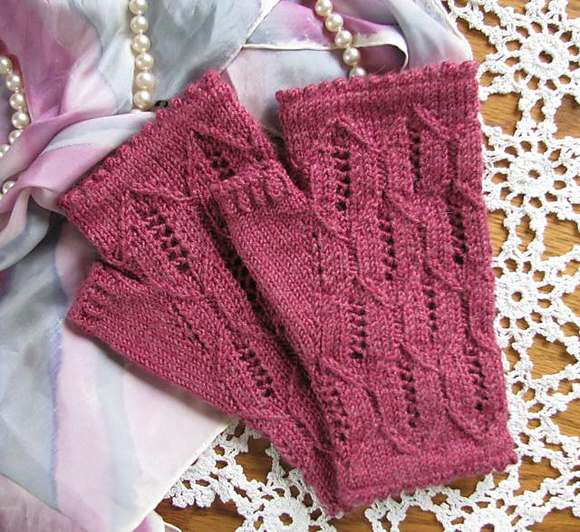 Ravelry: Brandywine Mitts pattern by Paula McKeever