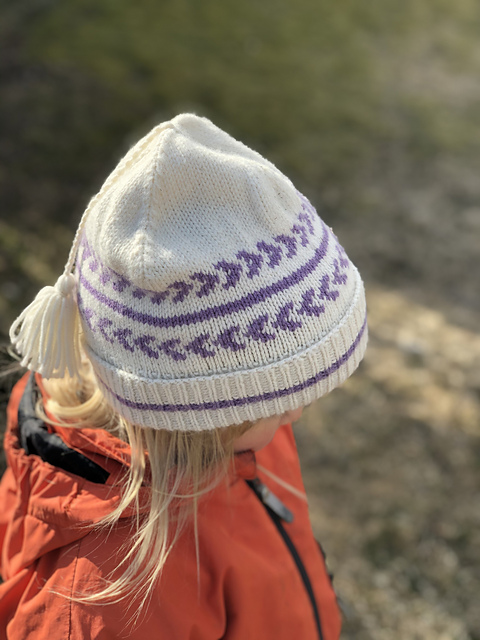 Ravelry: Liten Toppluva pattern by Kristina Jennische