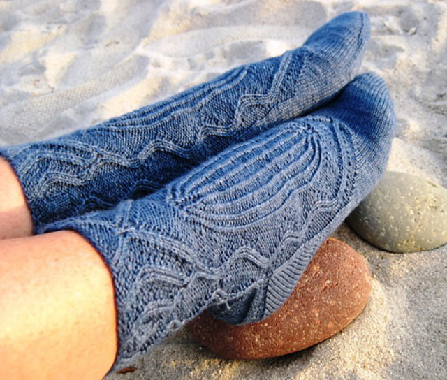 Ravelry: Hang Ten pattern by Wendy Gaal