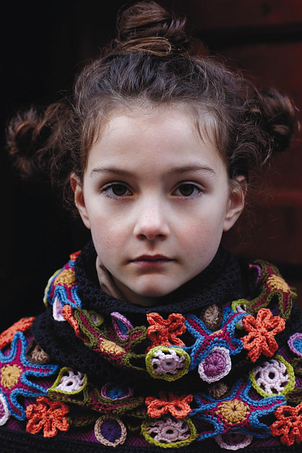 Ravelry: Trifle Snood pattern by Marie Wallin