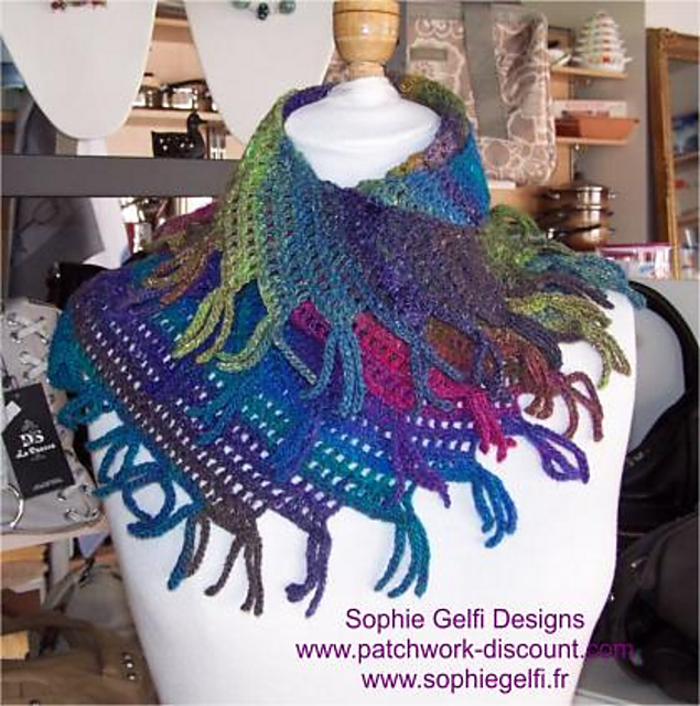 Ravelry: Crazy Swirl shawlette pattern by Sophie GELFI Designs