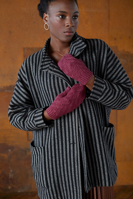 Ravelry: Vanishing Point pattern by Georgia Farrell