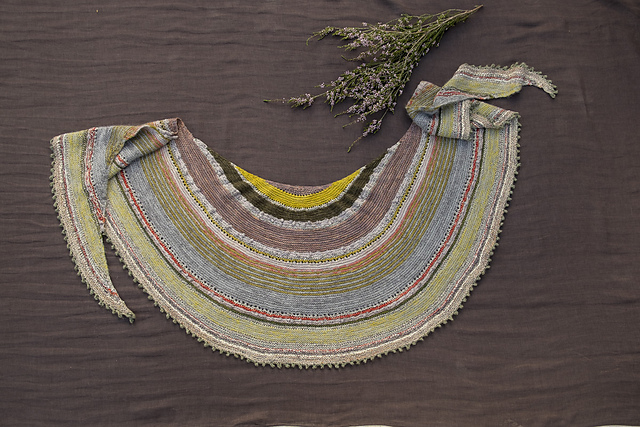 Ravelry: Hellik pattern by Stephen West