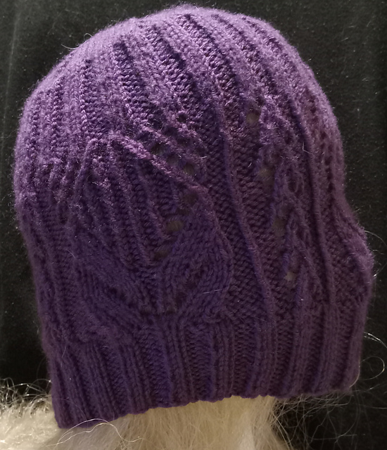 Ravelry: Shianna Hat pattern by Carol Price