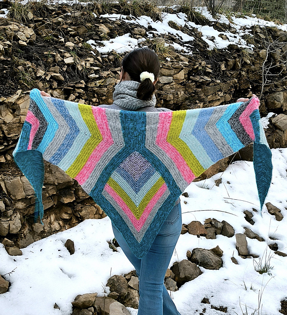 Ravelry: Glider pattern by Natalia Moreva